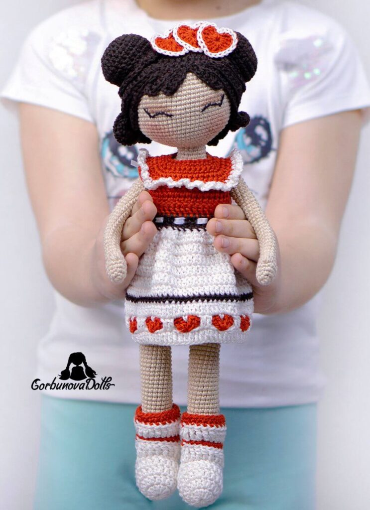 Easy Crochet Valentine Doll Pattern | No-sew Design